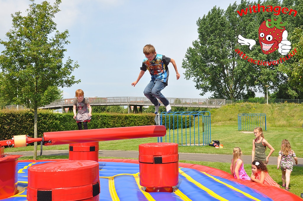 Sweeper Wipe-Out huren, Withagen-attractieverhuur.